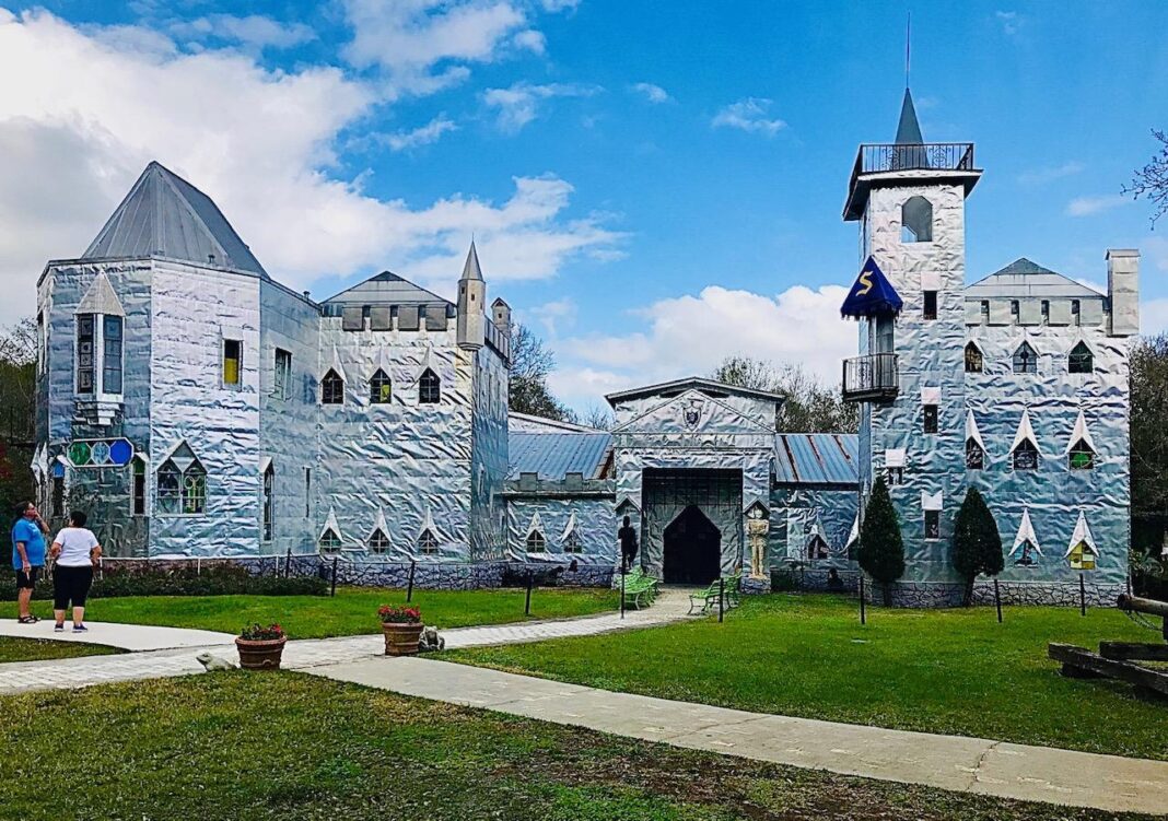 Solomon's Castle - A Truly Unique Experience - Florida Fun Travel